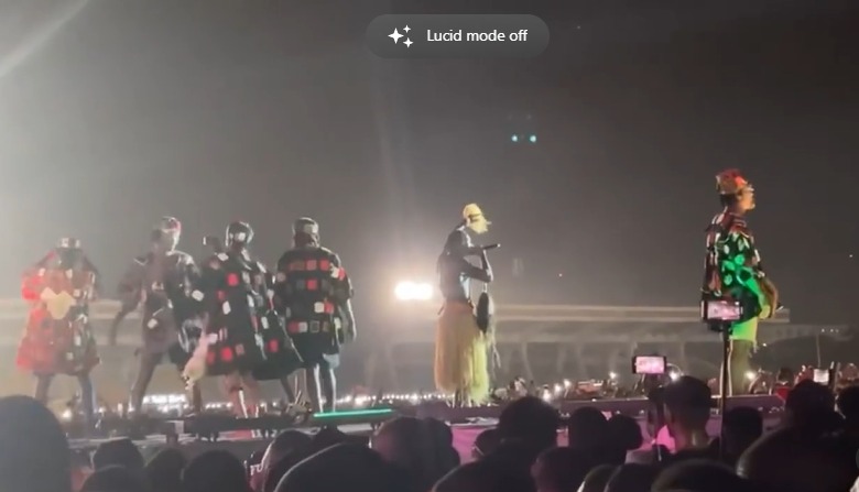 Asakaa Boys' performance that brought the Black Star Line Festival to a ...