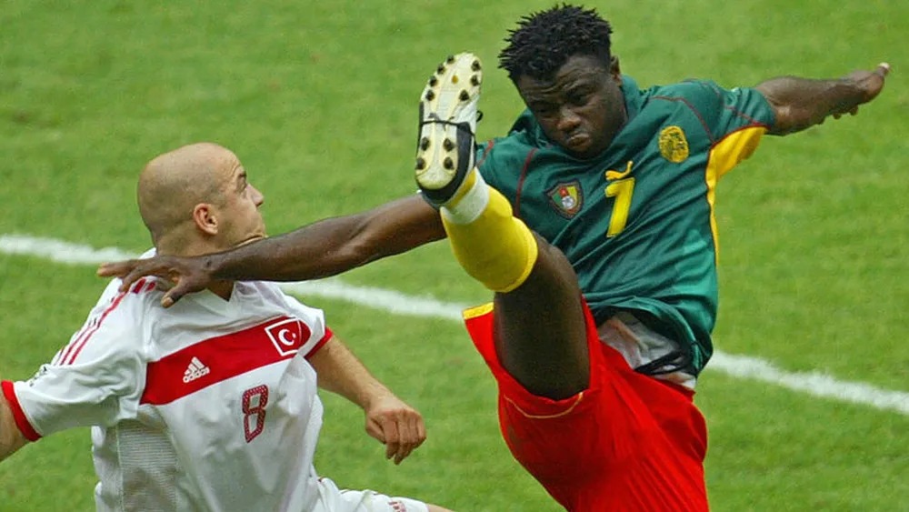 Former Cameroon and PSG player dies of heart attack - Adomonline.com