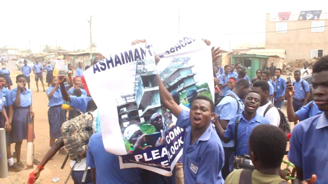 Irate Ashaiman Technical students storm Municipal Assembly over abandoned E-Block project ...