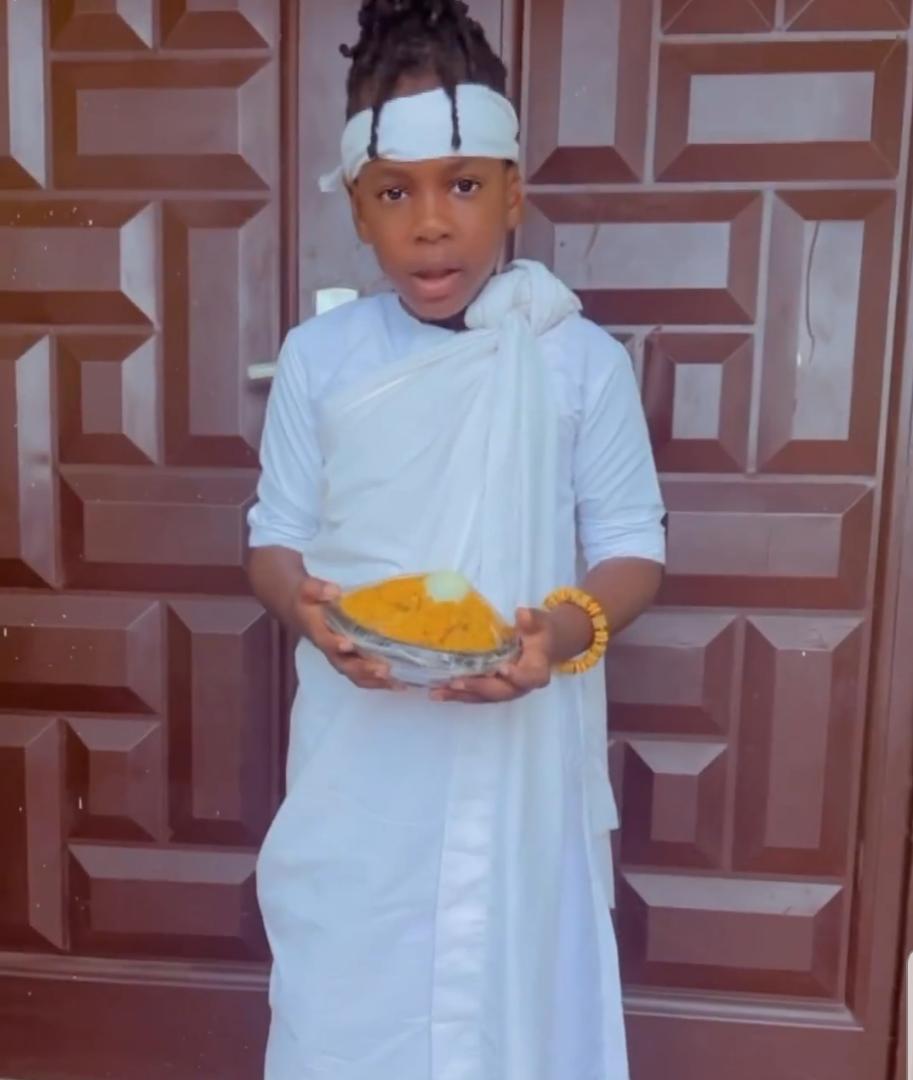 Shatta Wale's son dresses as Wulomo, teaches Ga culture in latest video ...