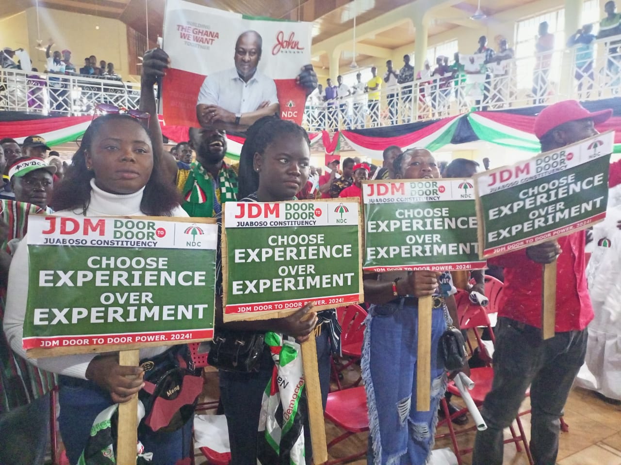 Thousands of NDC members defy rainfall to meet Mahama at Juaboso ...