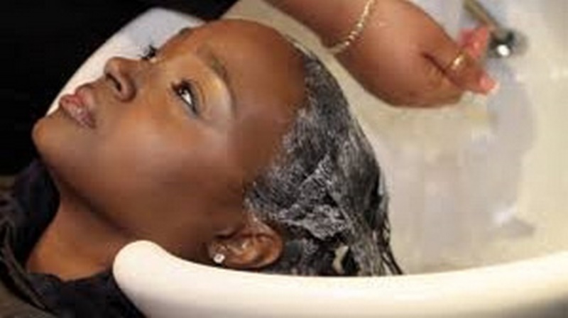 Hair stylist highlights significance of washing hair with warm water ...