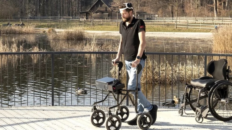 I feel like a toddler – How brain implants helped paralysed man to walk ...