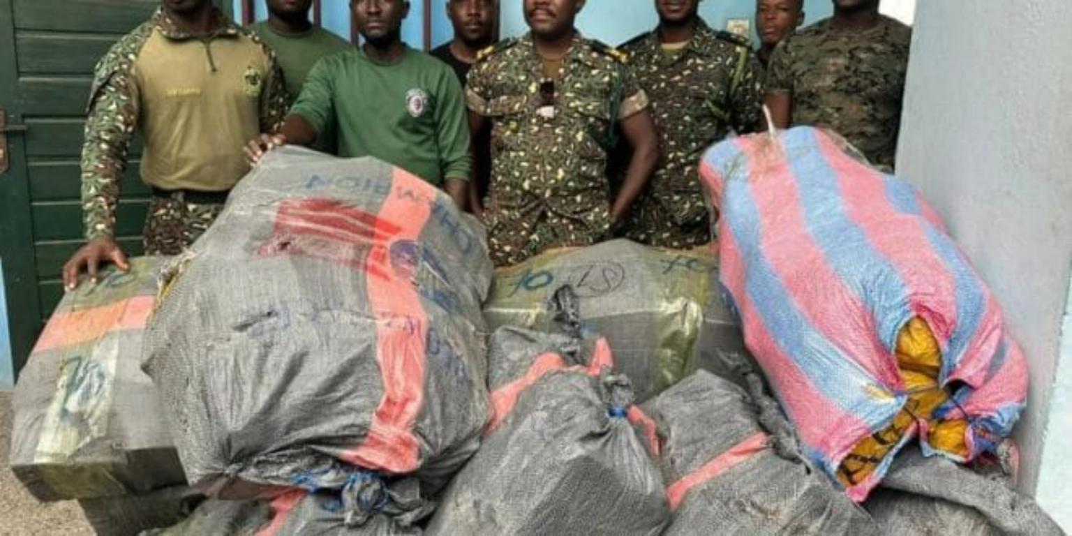 GIS intercepts 900 slabs of Indian hemp - Adomonline.com