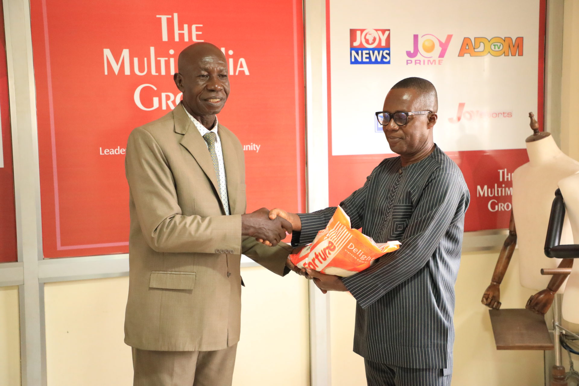 Adom FM Kenkanme Akan letter-writing competition: Rtd Salvation Army ...