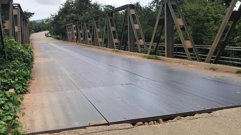 Oti Region: Danger Looms as Asukawkaw steel bridge threatens lives and ...