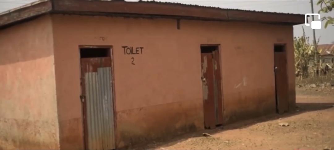 Over 400 pupils of Maase Atimatim Basic School forced to study under ...