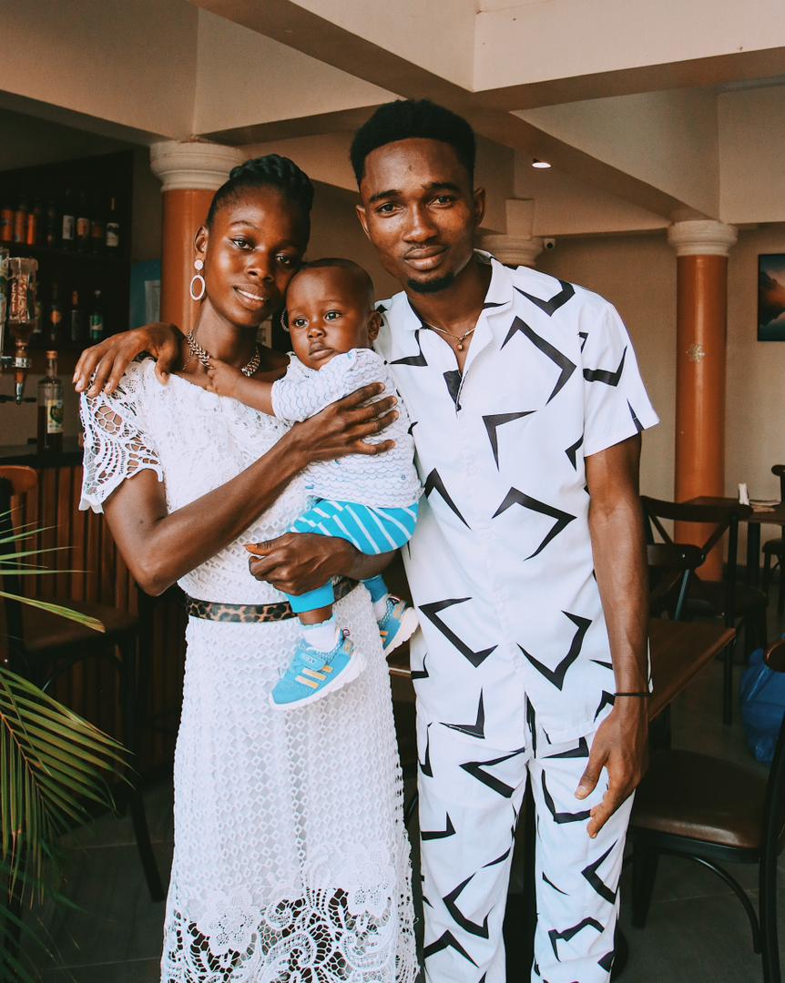 Fameye showers fan with gifts for newborn child [Photos] - Adomonline.com