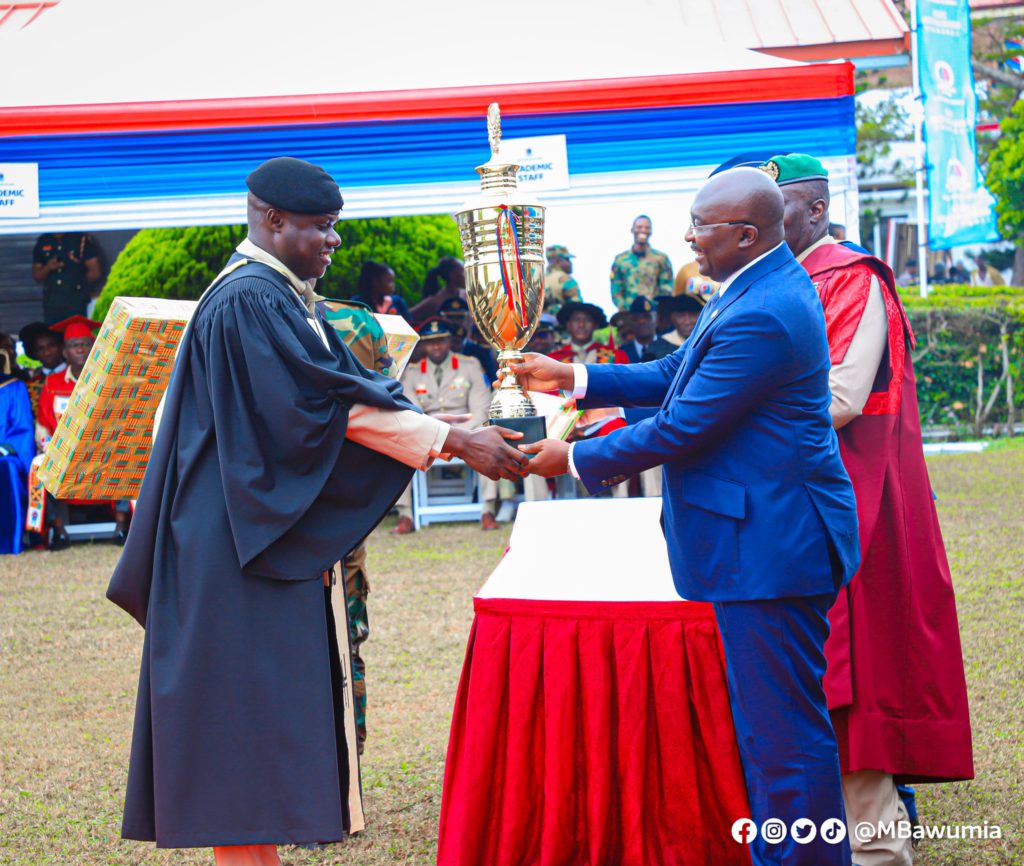 Bawumia condemns attacks on security personnel - Adomonline.com