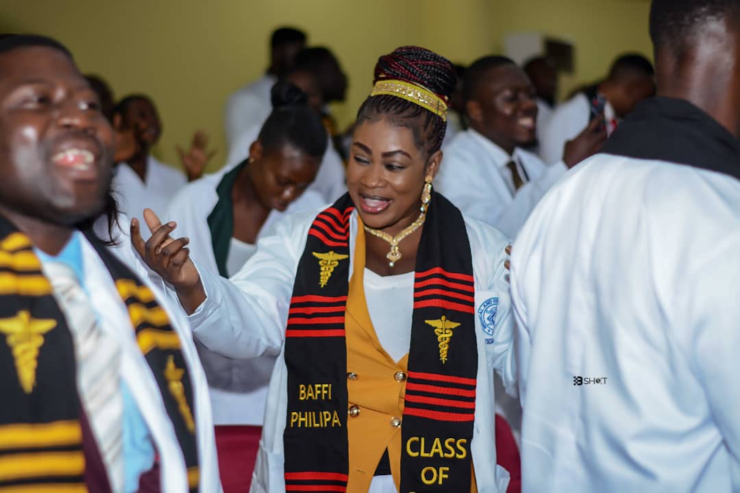 Philipa Baafi officially becomes a physician Assistant [Photos ...