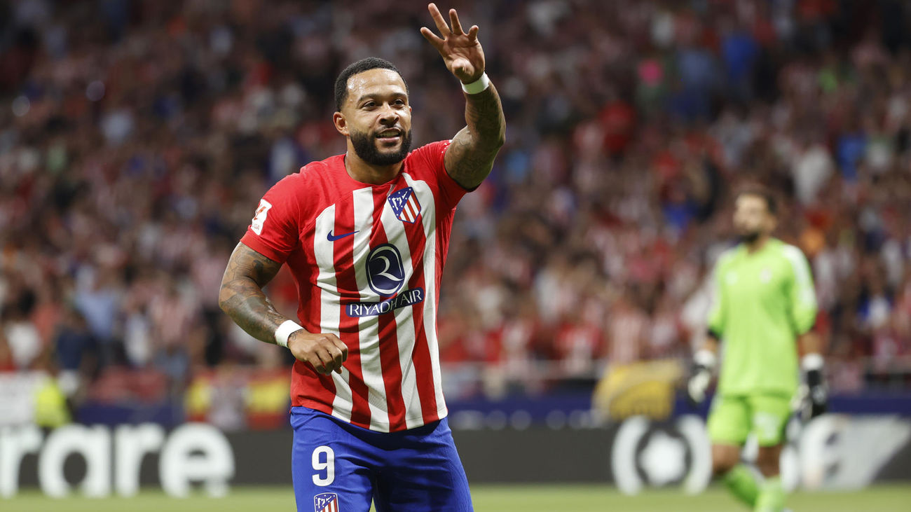 Video Memphis Depay Whips Out Adowa Dance After Atletico Wonder Goal