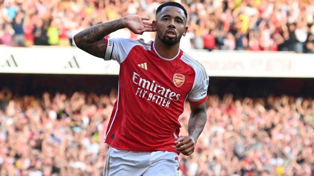 PL: Arsenal score two late goals to stun Man Utd - Adomonline.com