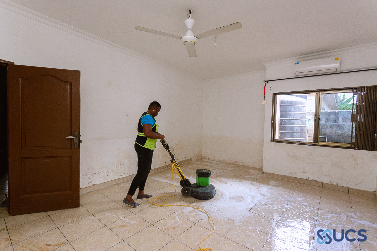 UCS Facility Management offers free cleaning services to Nanakrom flood victims - Adomonline.com