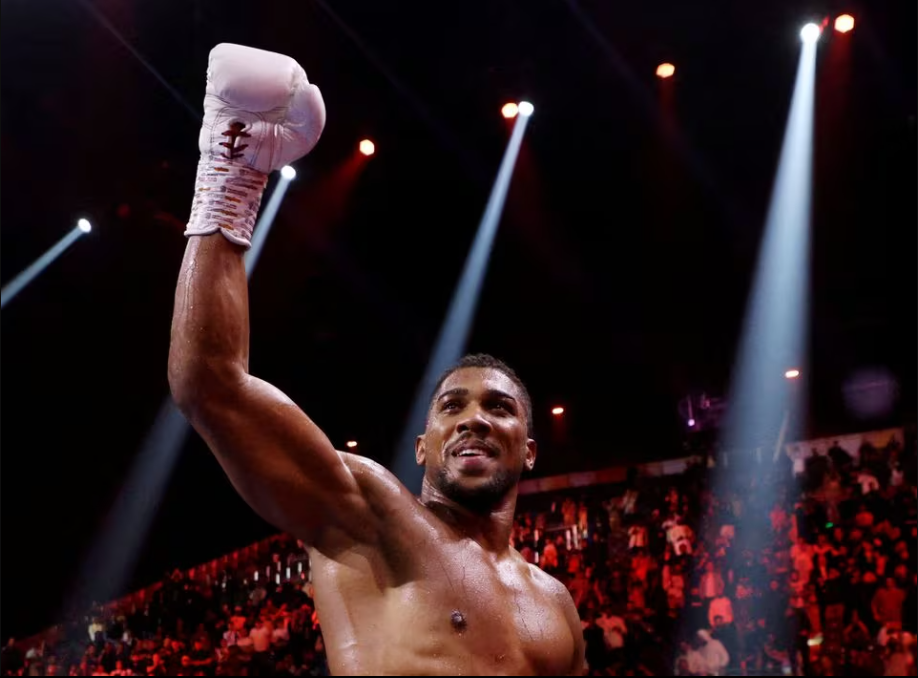Anthony Joshua to fight ex-UFC heavyweight champion Francis Ngannou in ...