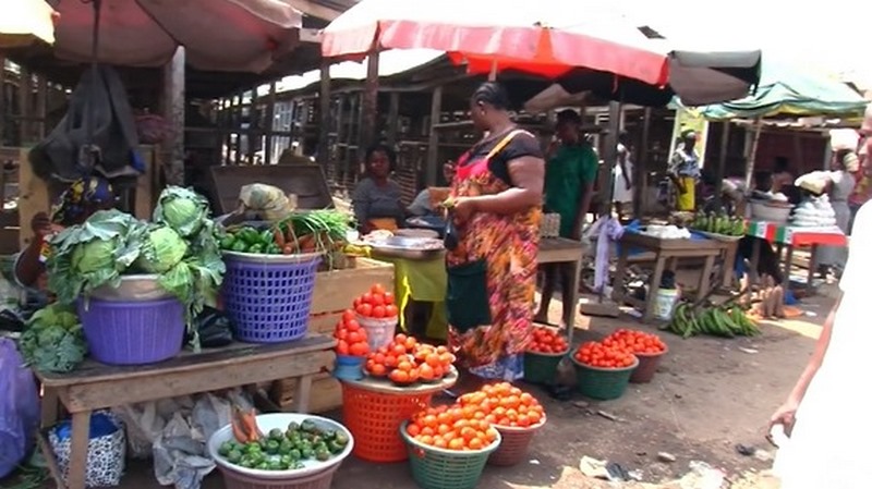 2024 polls: Mankessim market women declare support for MP - Adomonline.com