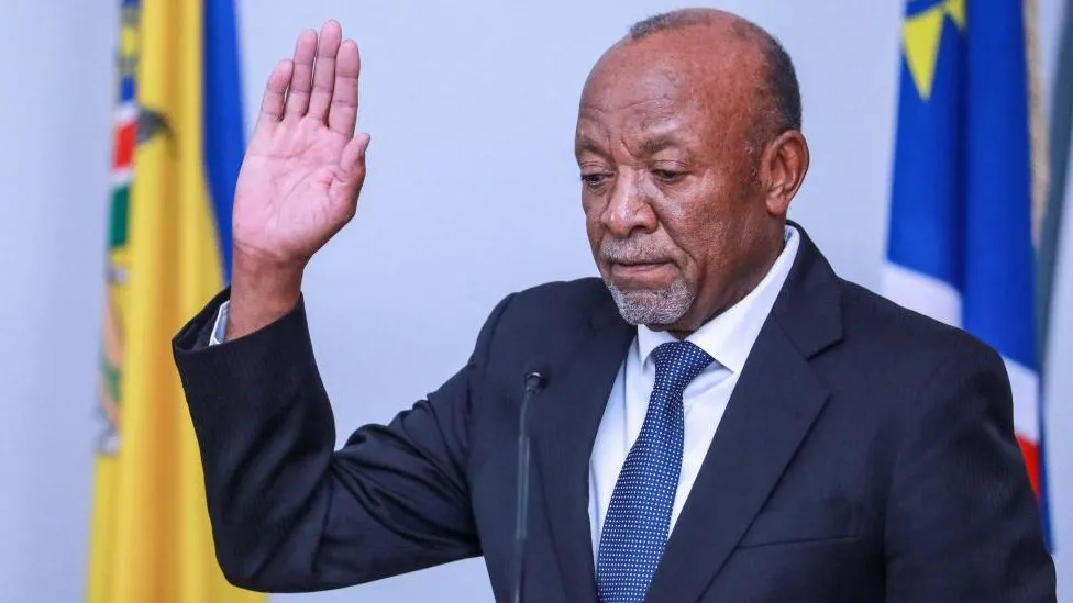Namibias New President Sworn In Hours After Predecessor Dies