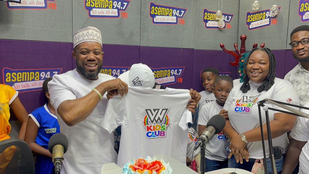Asempa FM's Prof Wallace celebrates birthday with 100 kids [Photos ...