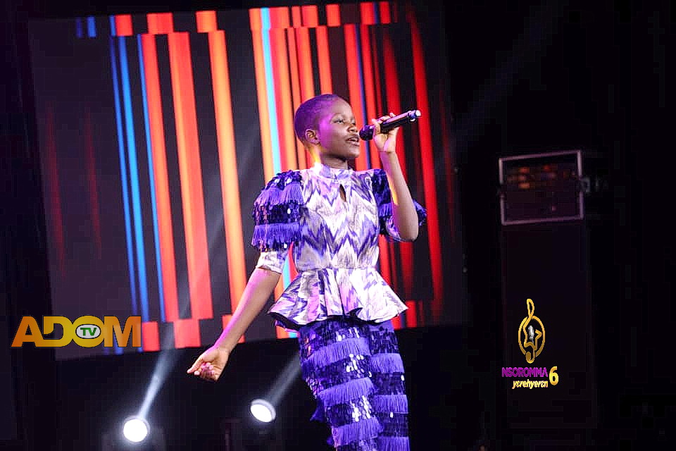 Musa Nadia thrills crowd with Adina's 'Sika' on Nsoromma Season 6 ...