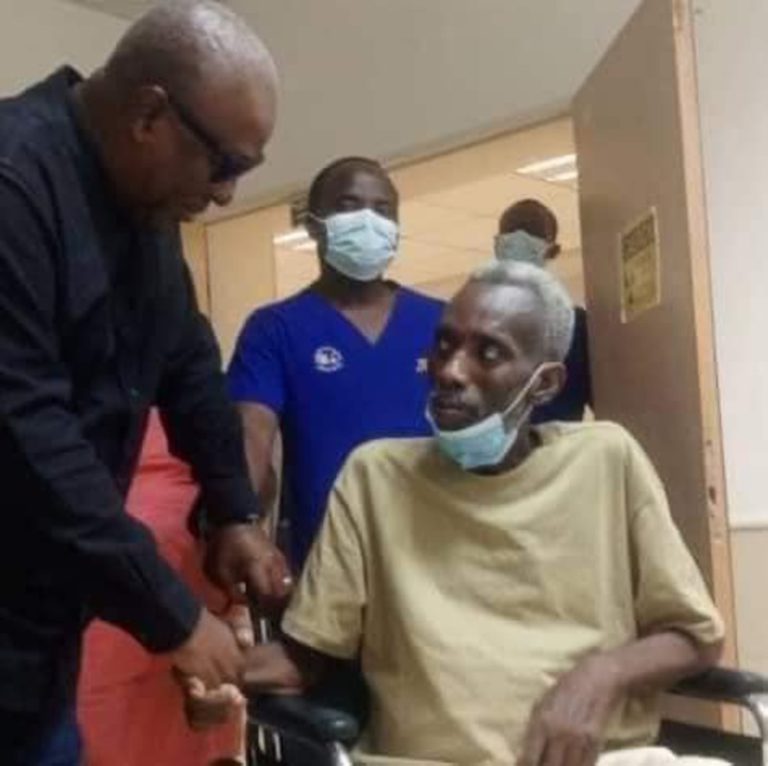 Mahama visits K.K. Kabobo [Photos] - Adomonline.com