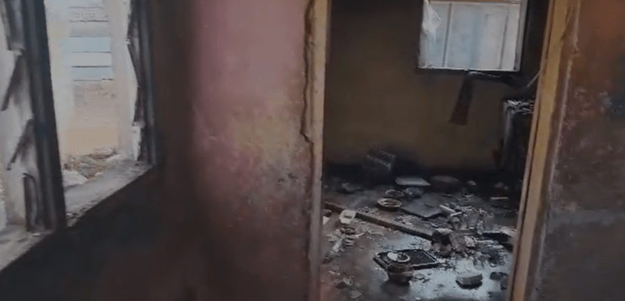 Fire guts 10-bedroom house in Suhum - Adomonline.com