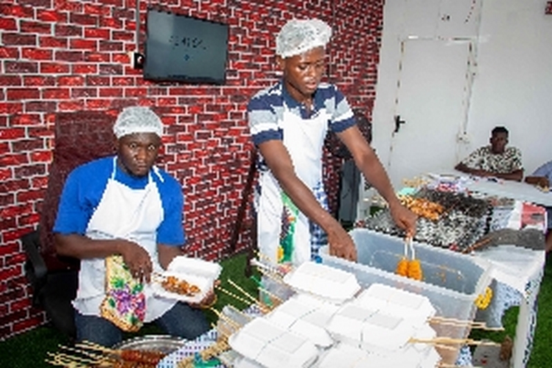 GWR: Ghanaians throng Legon City Mall as Khebab-a-thon reaches day 3 ...