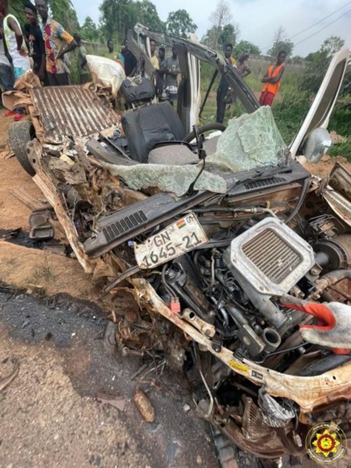 Three including 2 Indian nationals killed in ghastly accident on ...