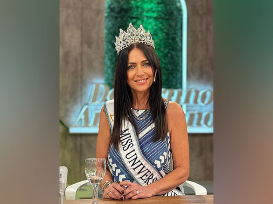 History made as 60-year-old woman is crowned Miss Universe - Adomonline.com