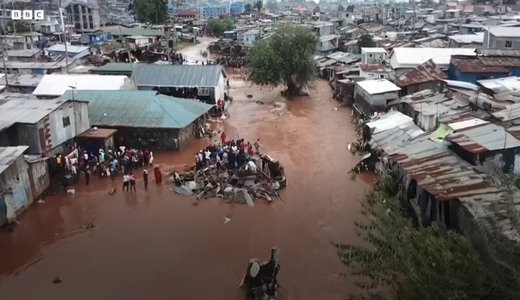 More than 40 killed in Kenya dam bursts - Adomonline.com