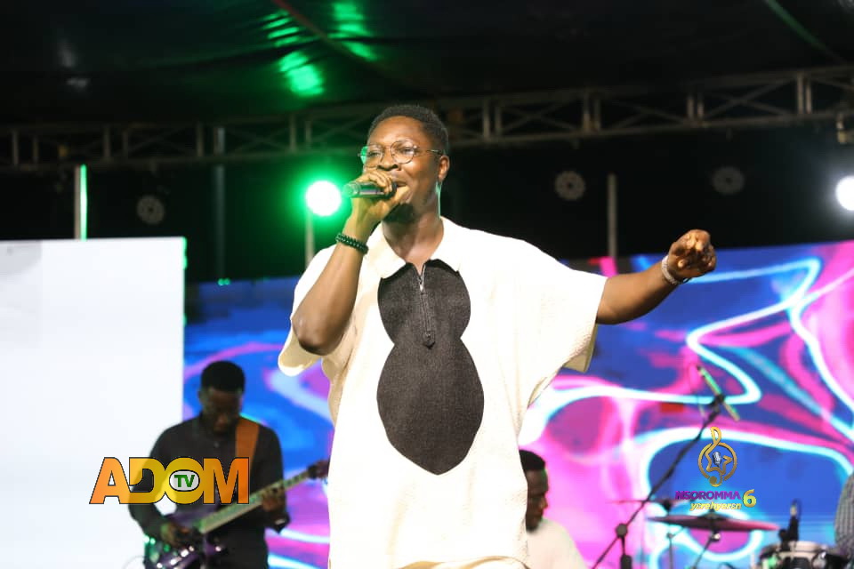 Akesse Brempong wows audience with soul-stirring performance at ...