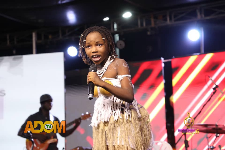 Ghana Besiaba mesmerizes crowd with powerful rendition of Amandzeba's ...