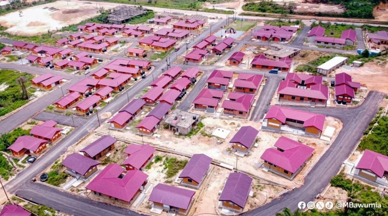 Appiatse residents handed keys to newly constructed homes - Adomonline.com