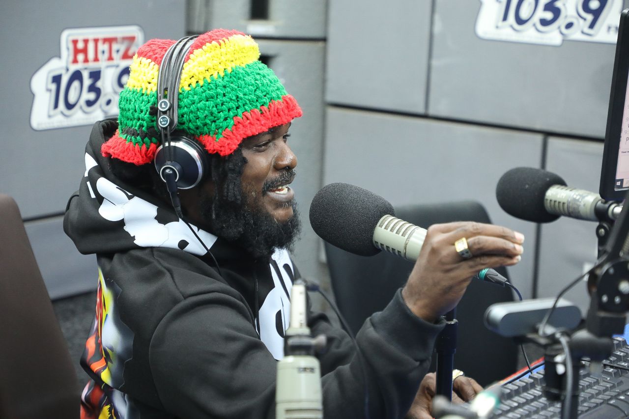 My ghetto tour with my plaque made Ghana Music Awards shine - Ras Kuuku ...