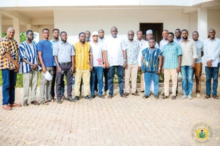 Ban on 4 Bawku radio stations to be lifted - Adomonline.com