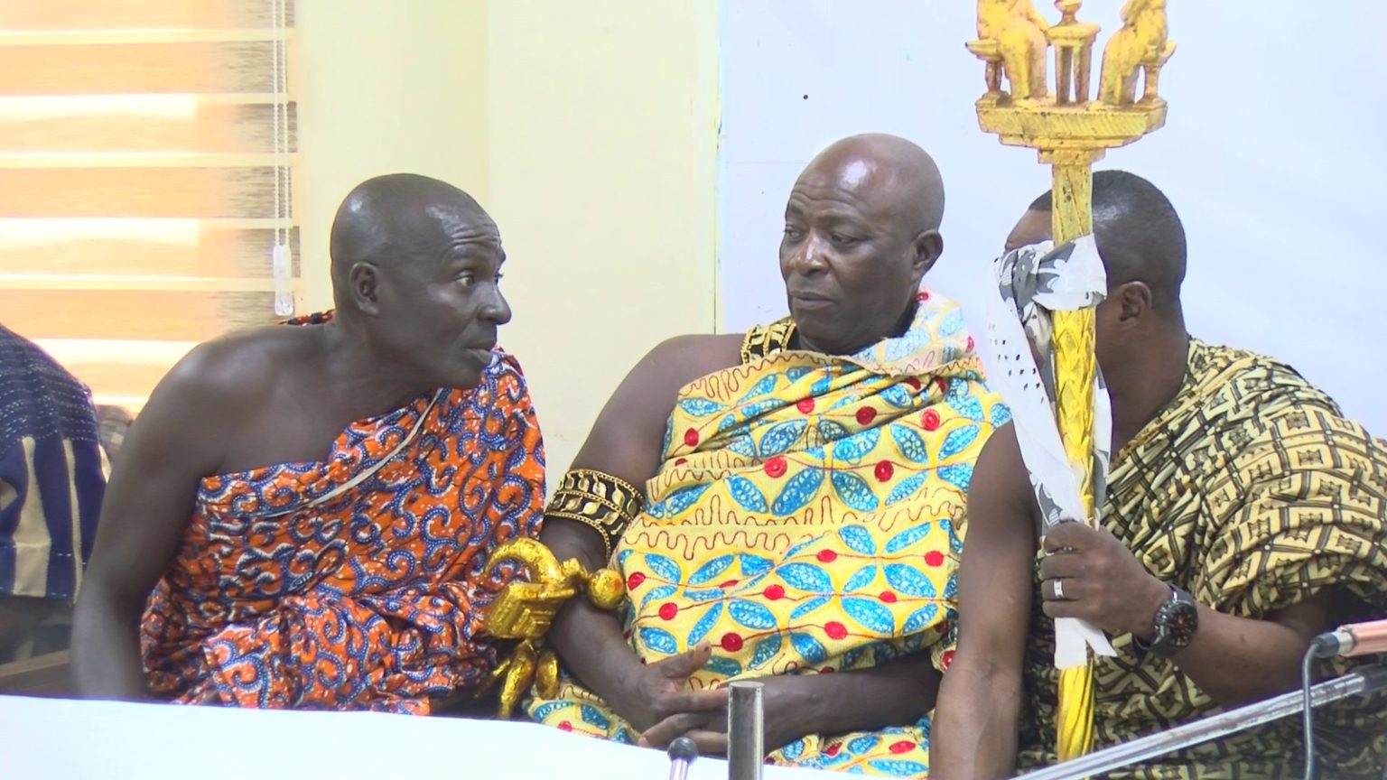 Paramount chief sets record straight on Apesokubi Traditional Area ...
