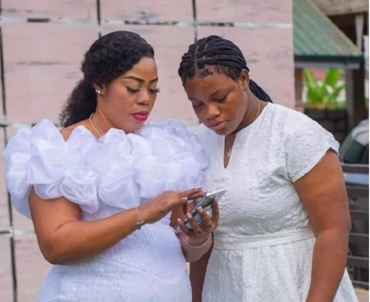 Woman, 2 daughters murdered in apartment in Kasoa buried - Adomonline.com