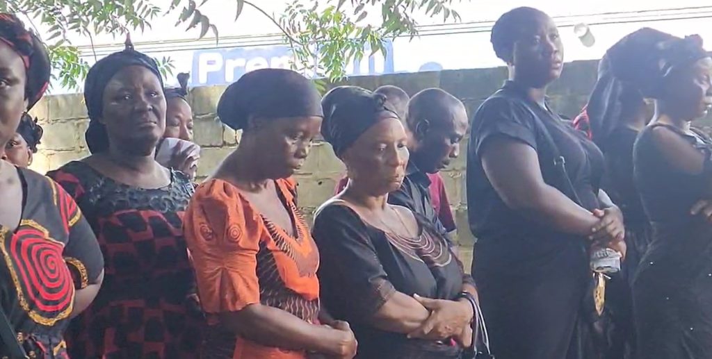 Nhyira FM's Obra Show rescues lady from despair - Adomonline.com