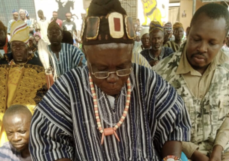 Damongo chiefs threatens demo against MP