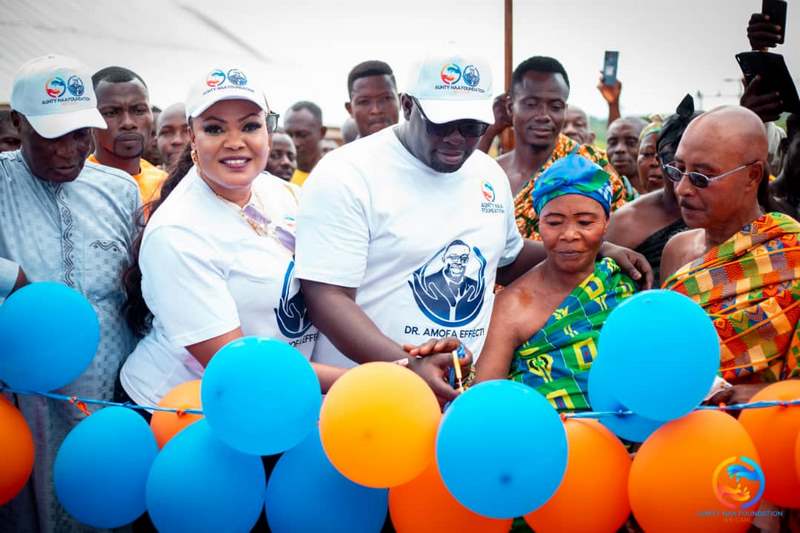 Dr. Mike Amofa commissions ultra modern mechanized borehole in Mampong ...