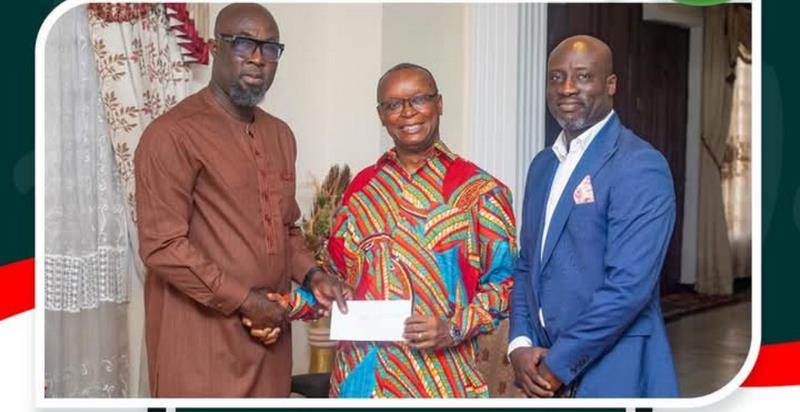 Edusei Foundation donates GHC100,000 to support ongoing KATH renovation
