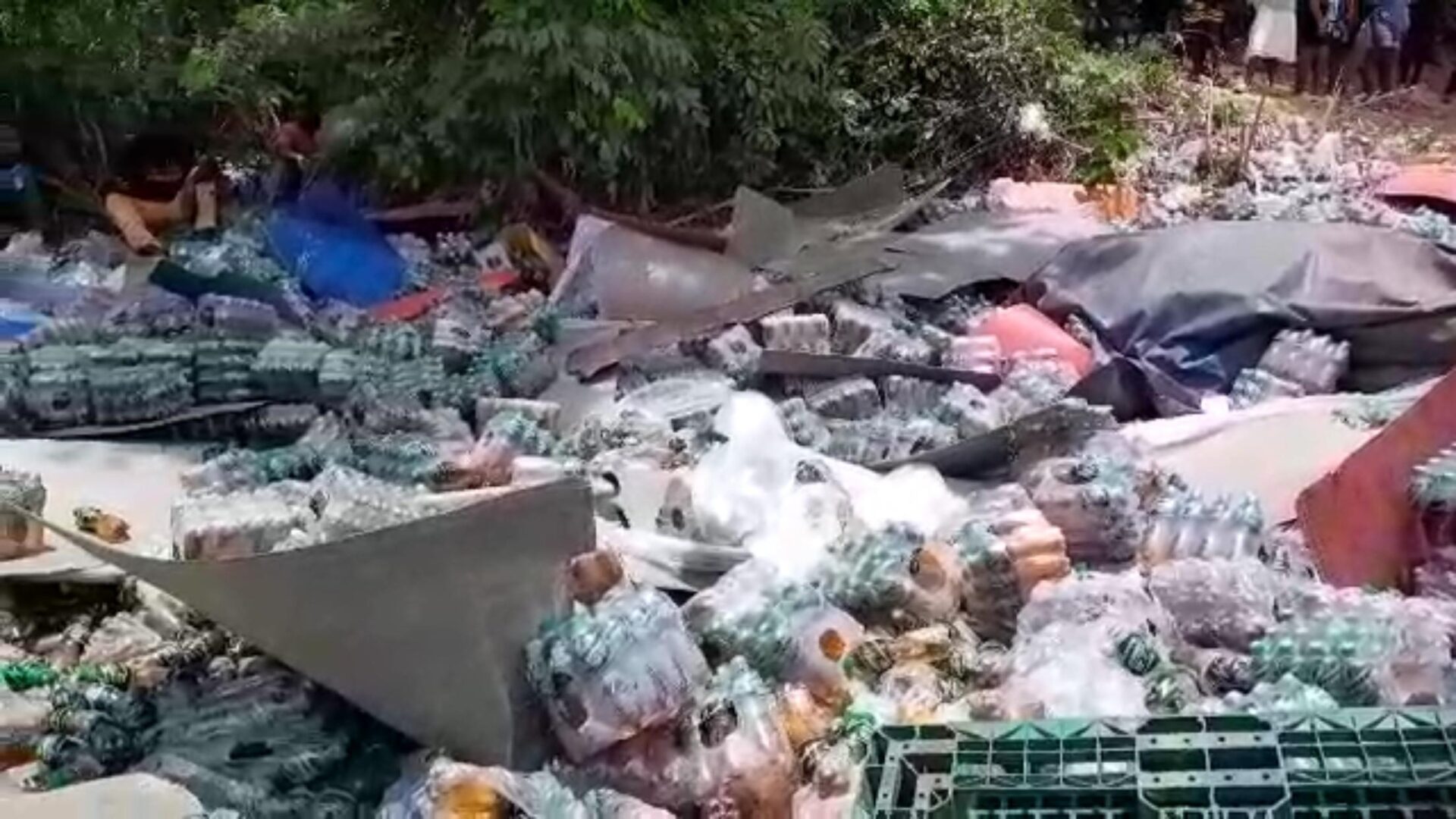 Trailer carrying assorted drinks crashes on Asukawkaw Bridge