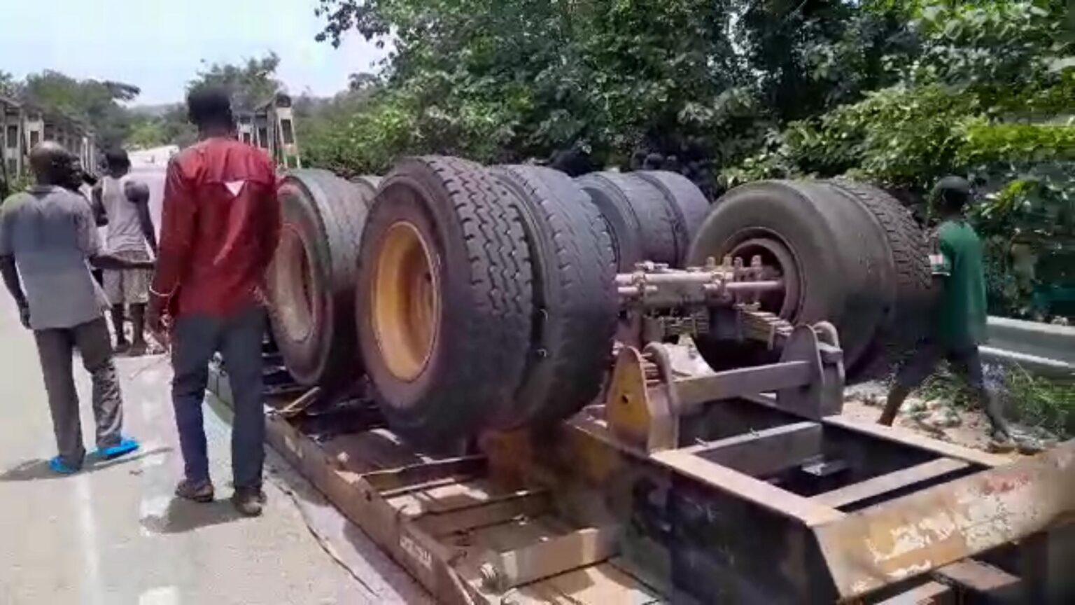 Trailer carrying assorted drinks crashes on Asukawkaw Bridge