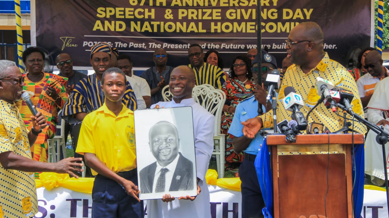 Omane Boamah pledges to sponsor POJOSS student to study architecture