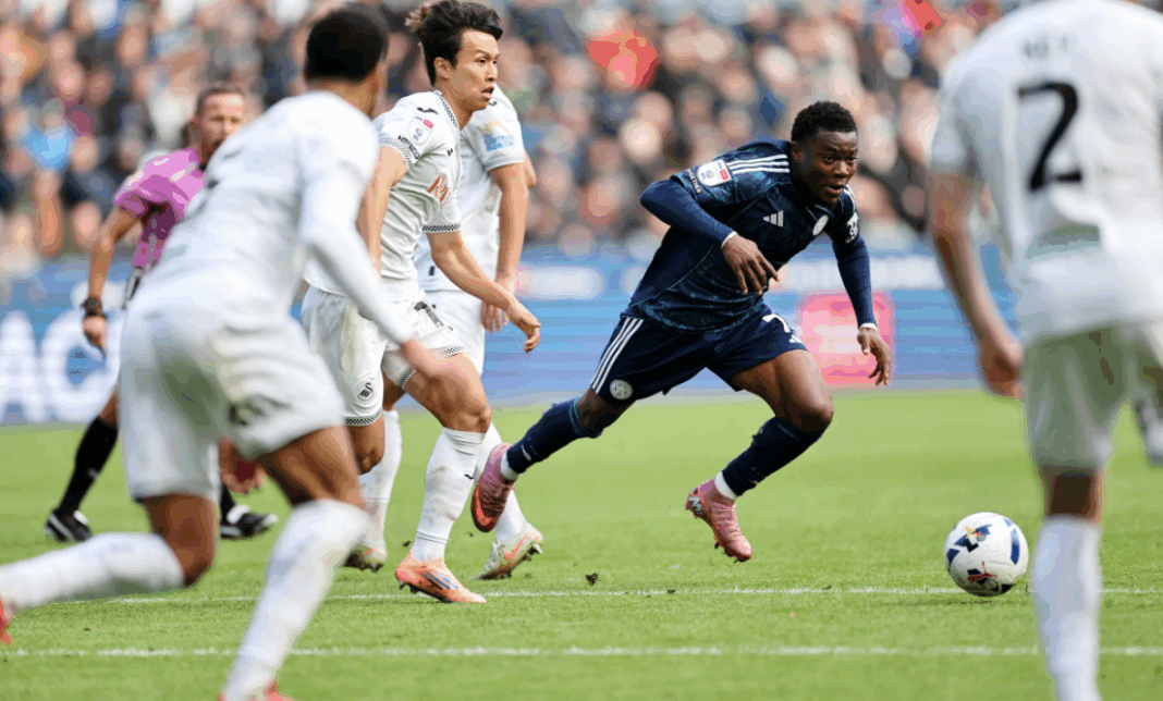 Abdul Fatawu Issahaku scores a stunner as Leicester City cruise over ...