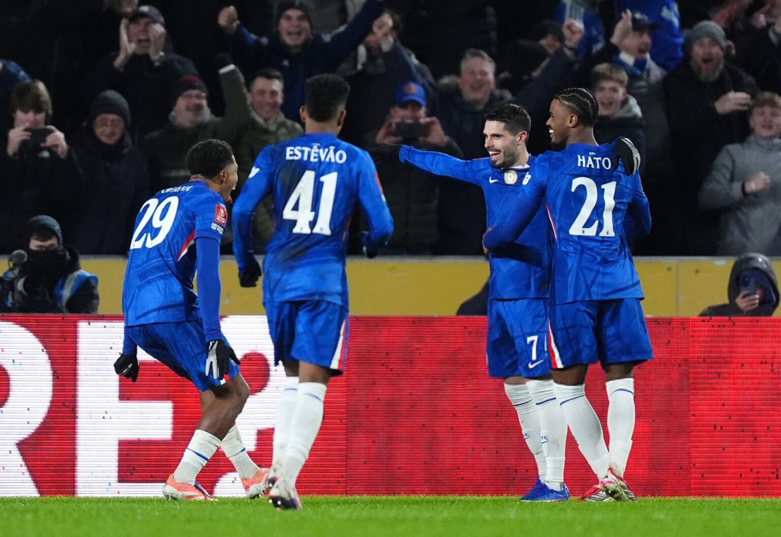 FA Cup: Neto hat-trick helps Chelsea beat Hull to reach fifth round ...