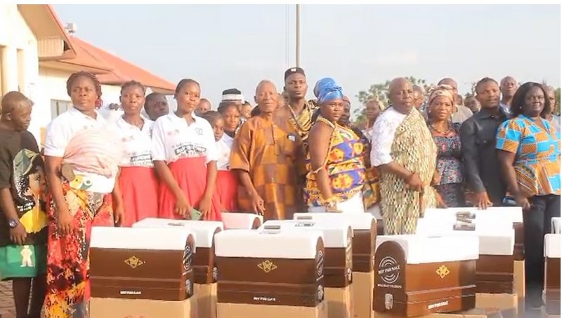 72 youth and master craftsmen receive training equipment under National ...