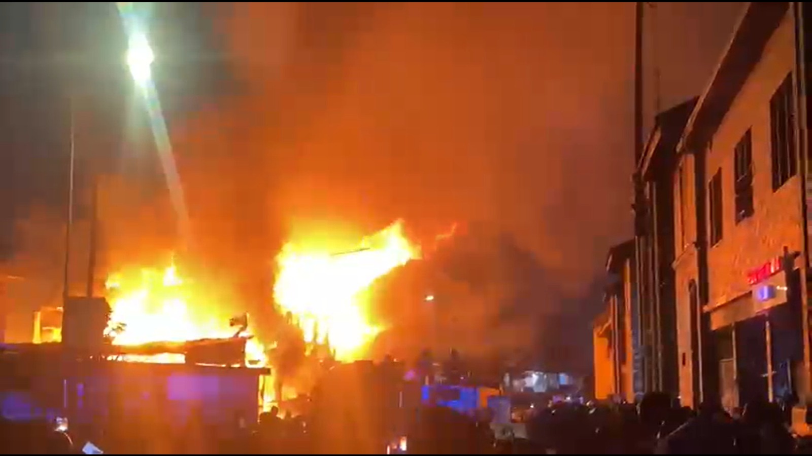Firefighter rushed to the hospital after severe injury while battling ...